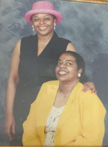 Stroll Through An Antique Mall - Texas Vintage Shop Directory